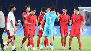 The Key to Success: Hwang Seon-hong-ho's Offensive Line Breaking ...